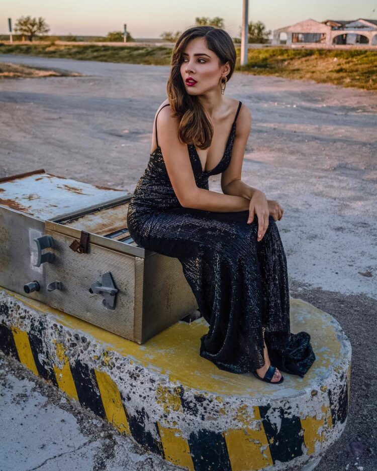 Josselyn Garciglia Feet