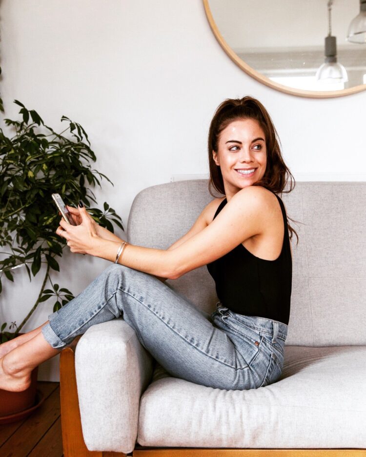 Julia D'Albert-Pusey Feet