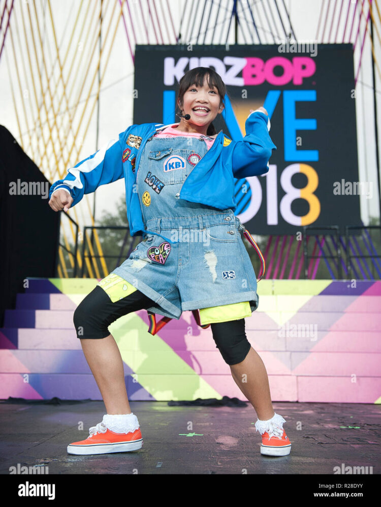 Julianna Revilla Feet