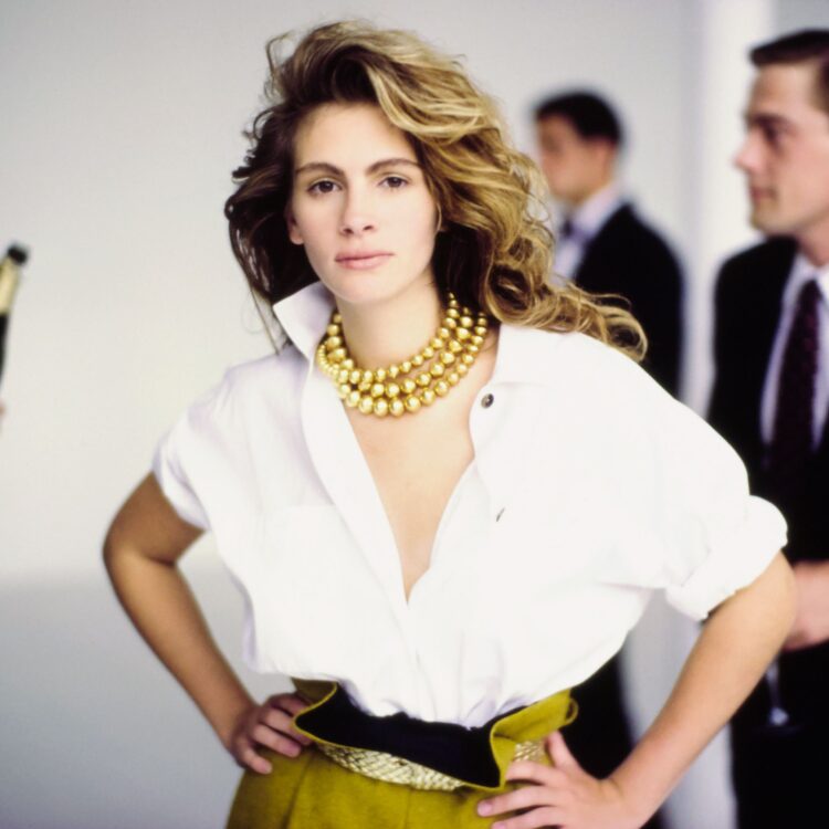 Julie Robert Off Feet