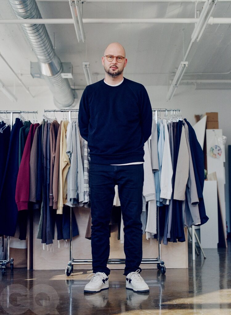 Justin R. Saunders Feet