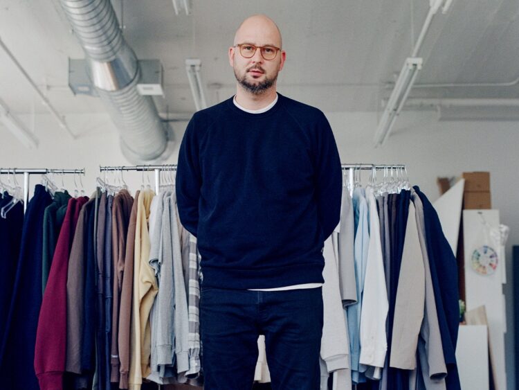 Justin R. Saunders Feet