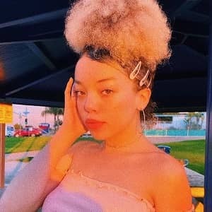 Kaitlynn Rhenea Feet