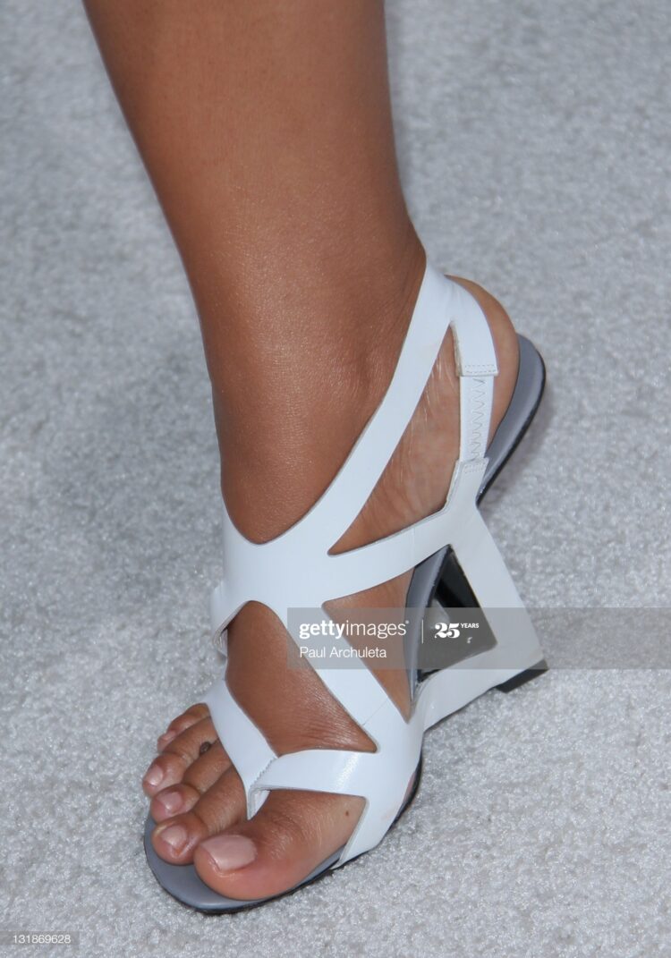 Kali Hawk Feet