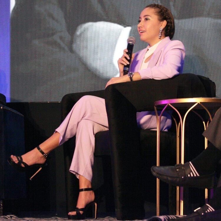 Katya Echazarreta Feet