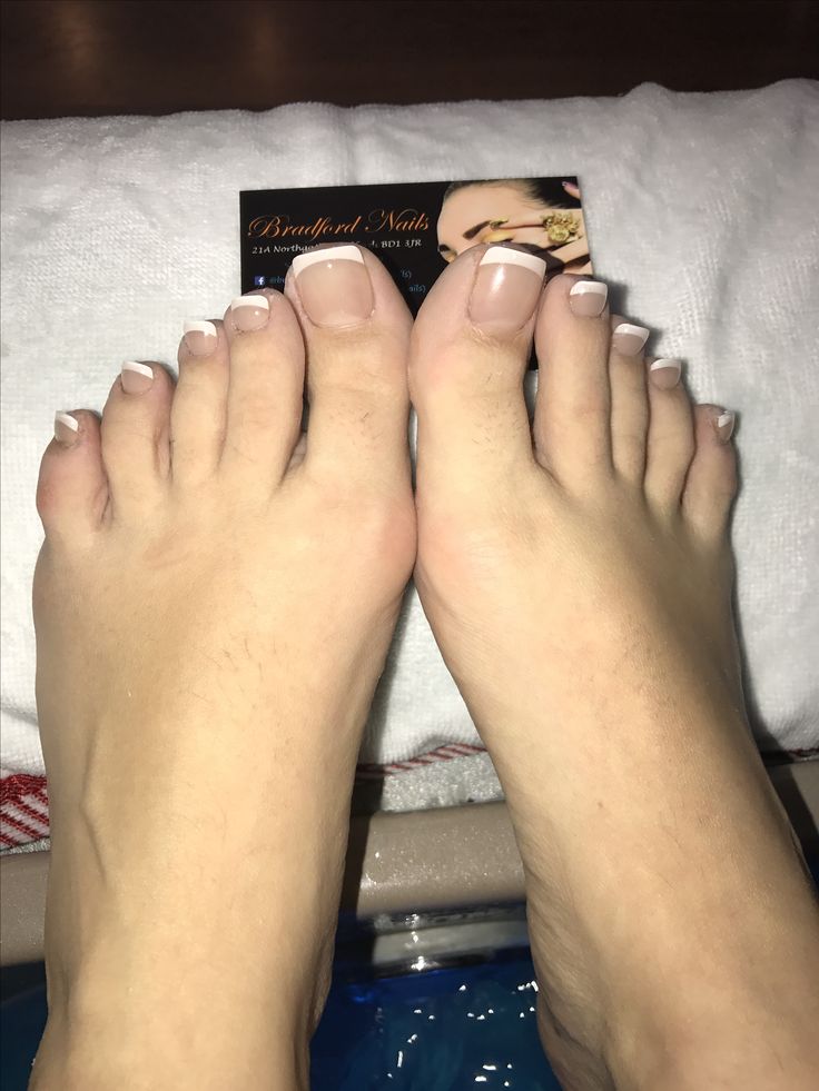 Kayla Collins Feet