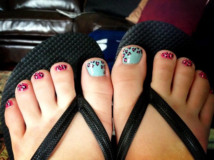 Kayla Simmons Feet