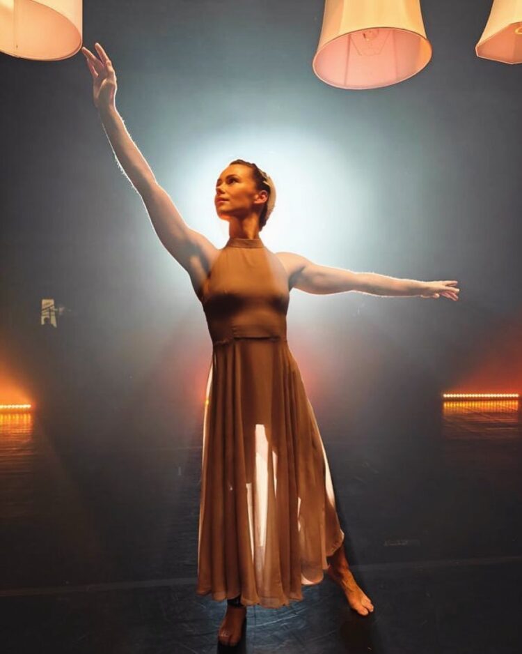 Kelly Cartwright Feet