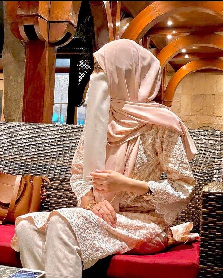 Khadijah Muslimah Feet