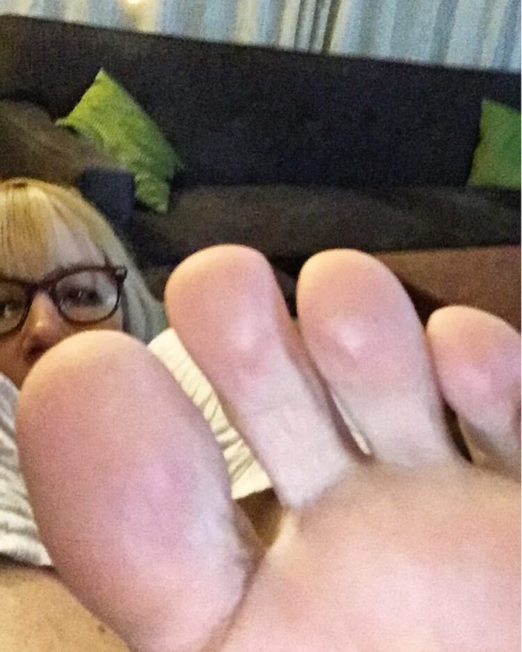 Kim Shattuck Feet
