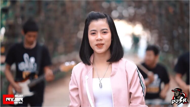 Kratai Phannipha Feet