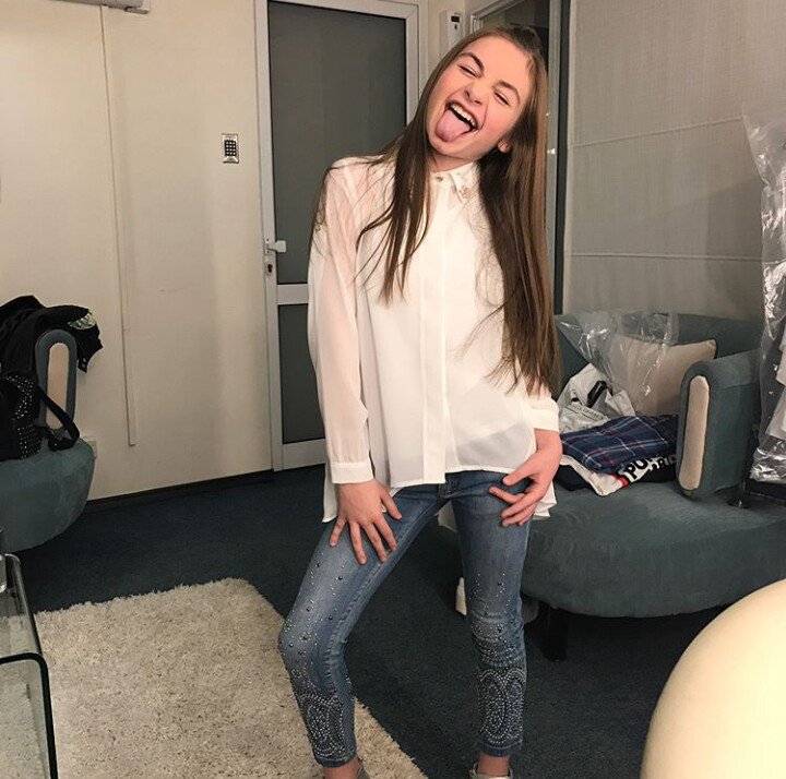 Krisia Todorova Feet