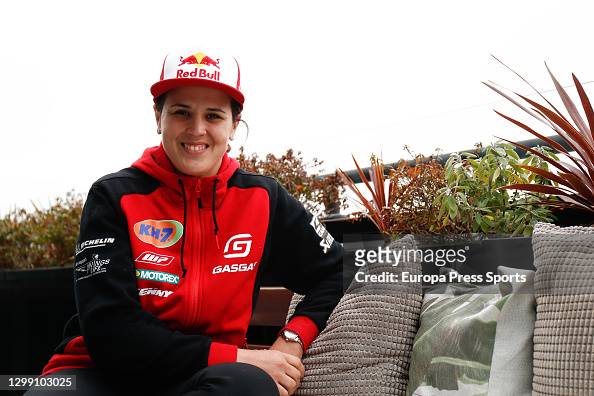 Laia Sanz Pla-Giribert Feet