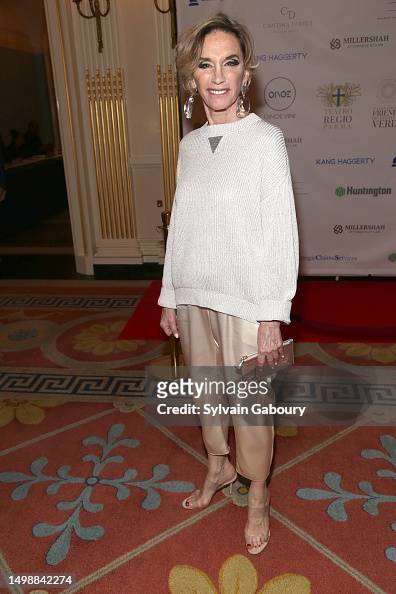 Lari Michele White Feet