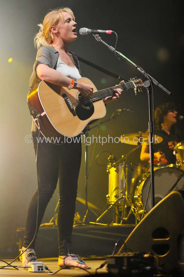 Laura Marling Feet