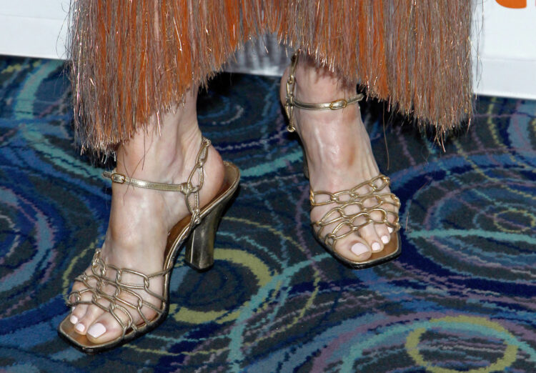 Lauren Holly Feet
