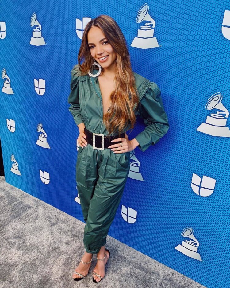 Leslie Grace Feet