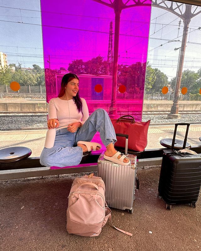 Lesslie Polinesia Feet