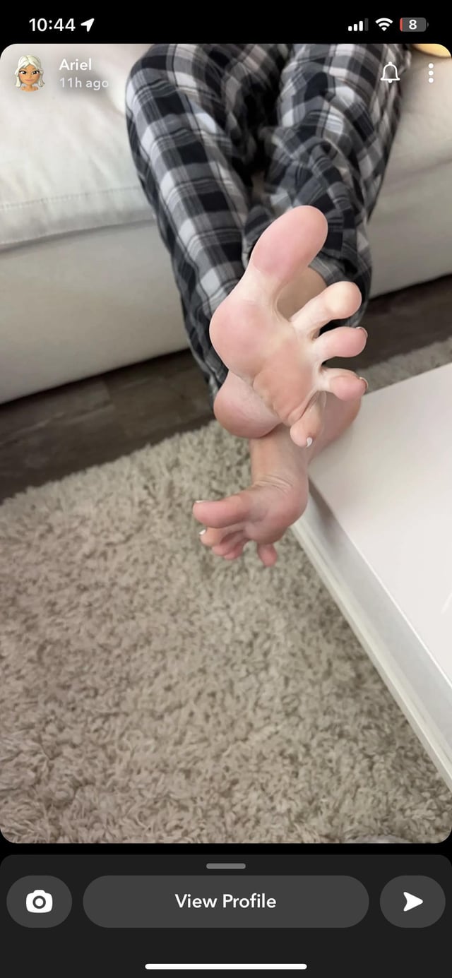Lexx.Lee Feet
