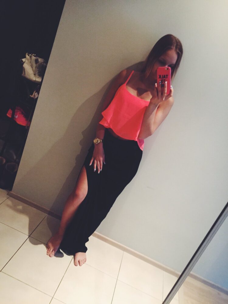 Liise Lotte and Liise Feet