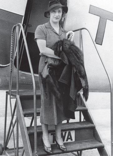 Lillian Hellman Feet