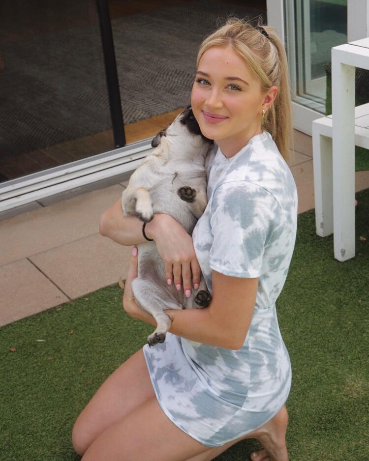 Lily Bowman Feet