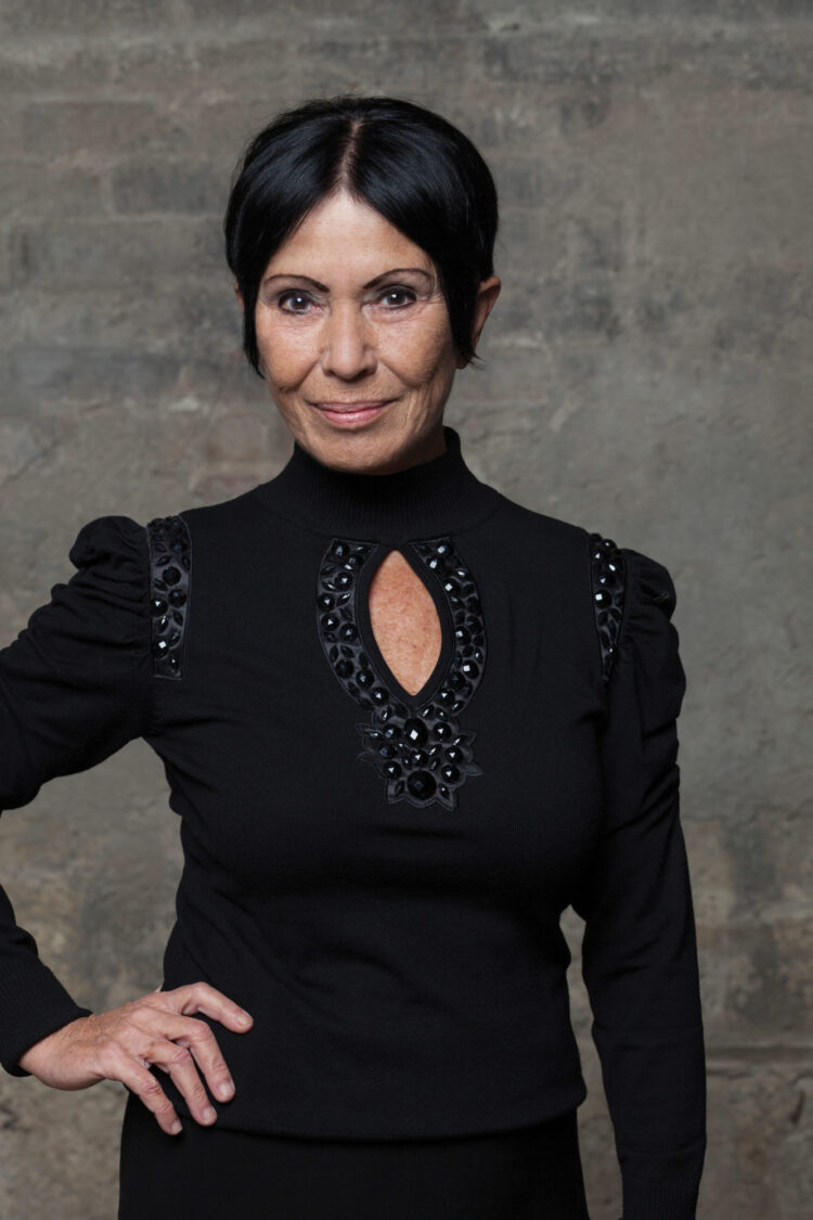 Linda Lee Thomas Feet