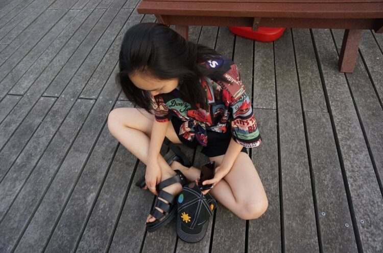 Ling Chen Feet