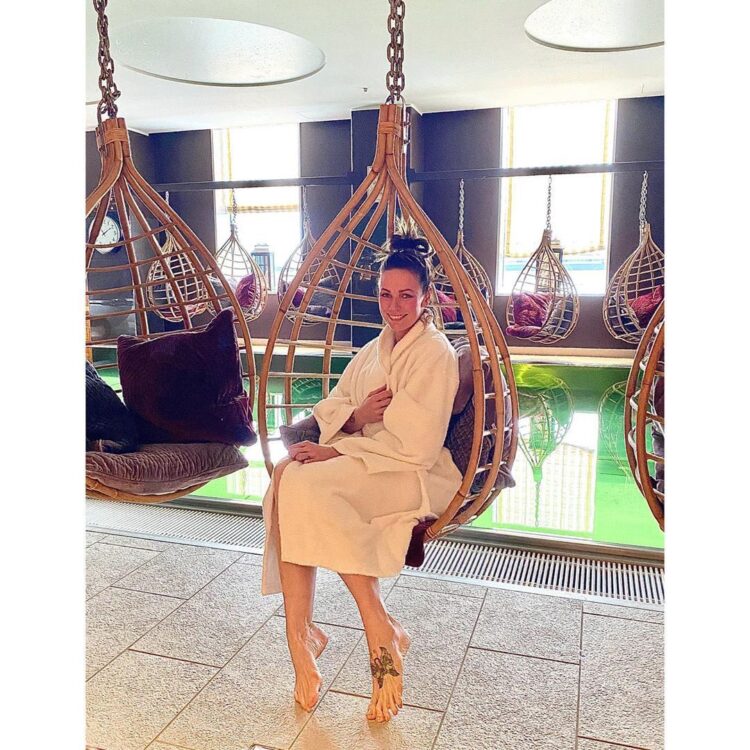 Lisbeth Ostergaard Feet