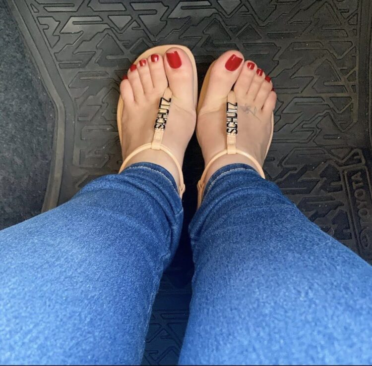 Luisa Fernanda Feet