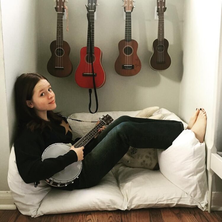 Lulu Wilson Feet