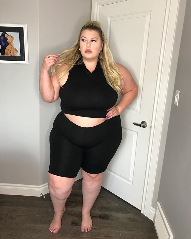 Lyndsay Patricia Feet