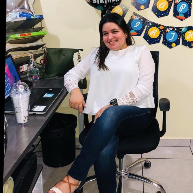 Ma Fernanda Perez Feet