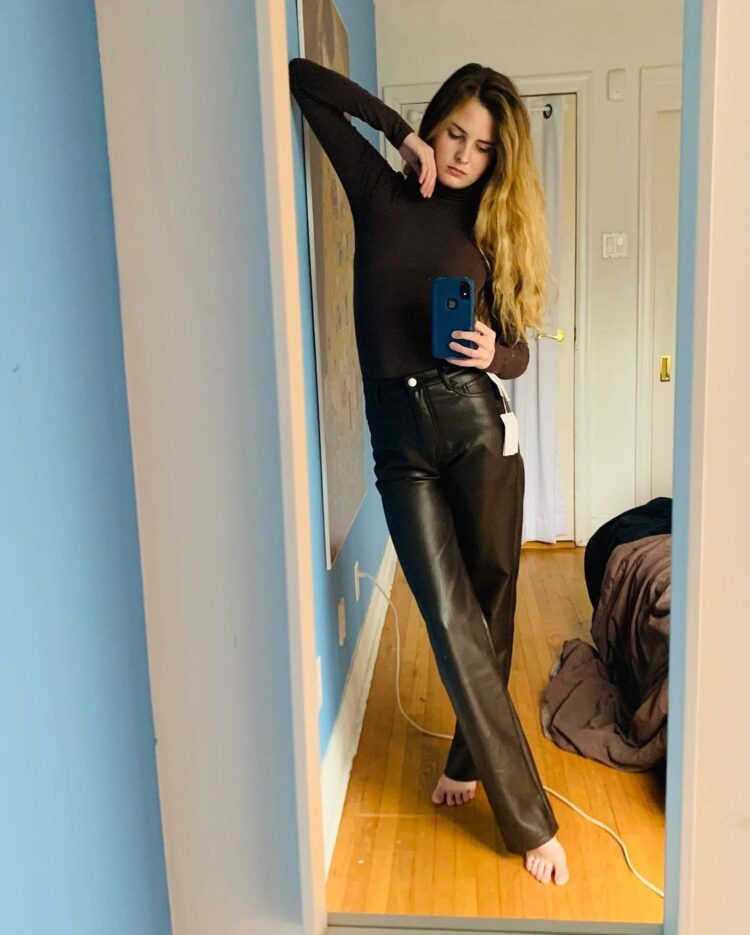 Madison MacGregor Feet