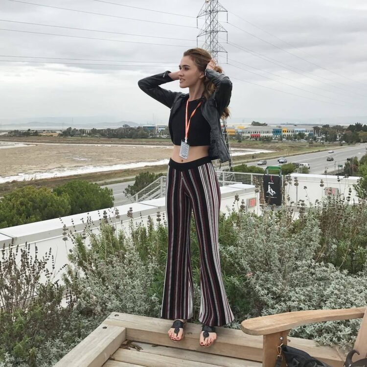 Makaila Nichols Feet