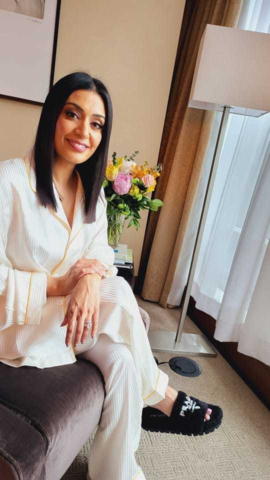 Manjit Minhas Feet