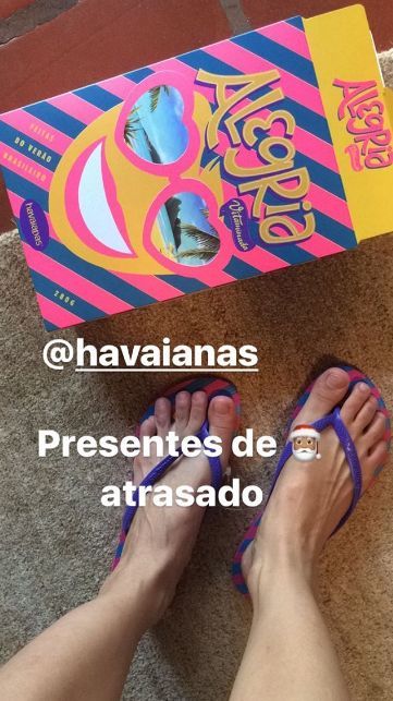 Maria Flor Feet