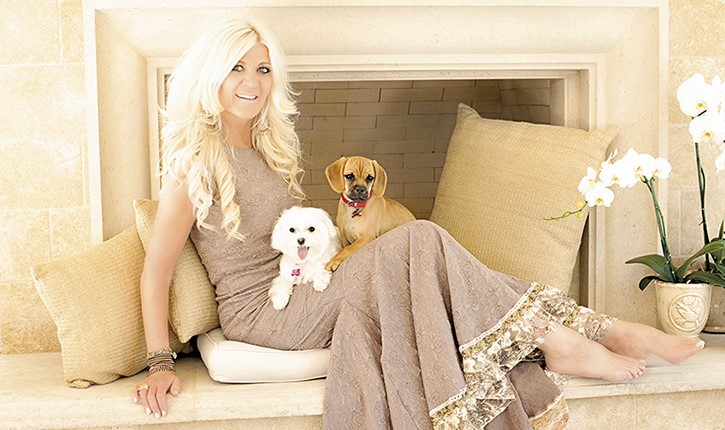 Maria Montazami Feet