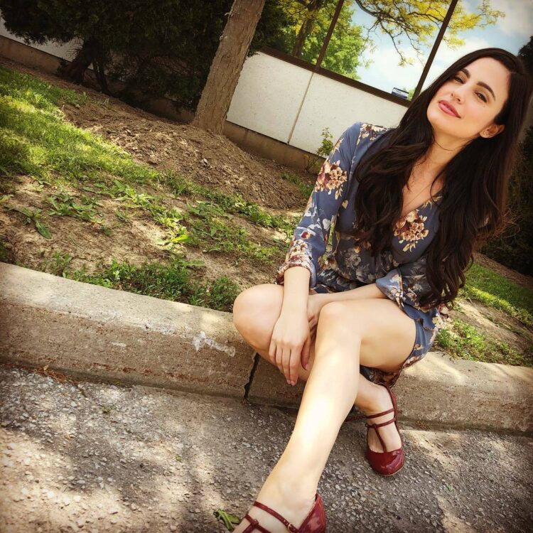 Marissa Roberto Feet