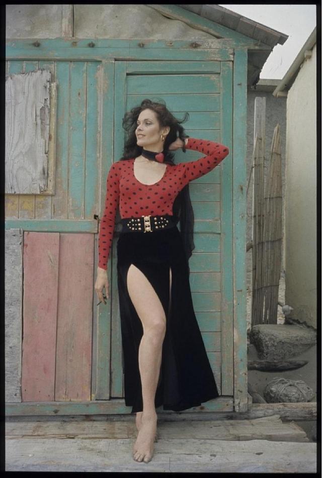 Martine Beswick Feet