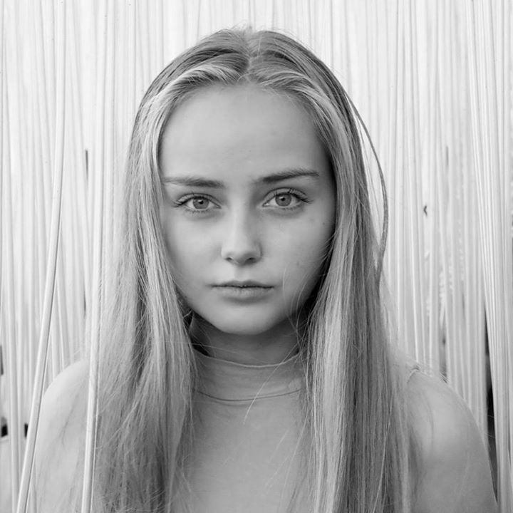 Mathea-Mari Glittenberg Feet