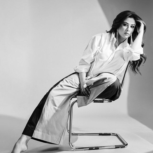 May Abd El Aziz Feet