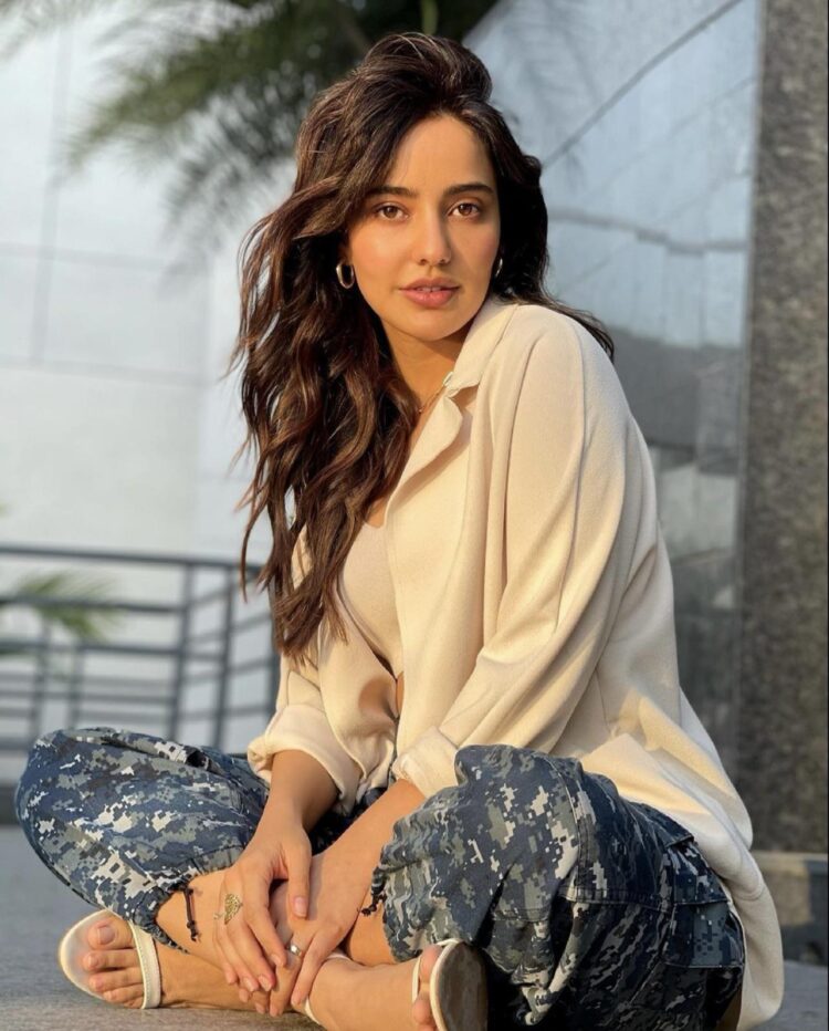 Neha Sharma Feet