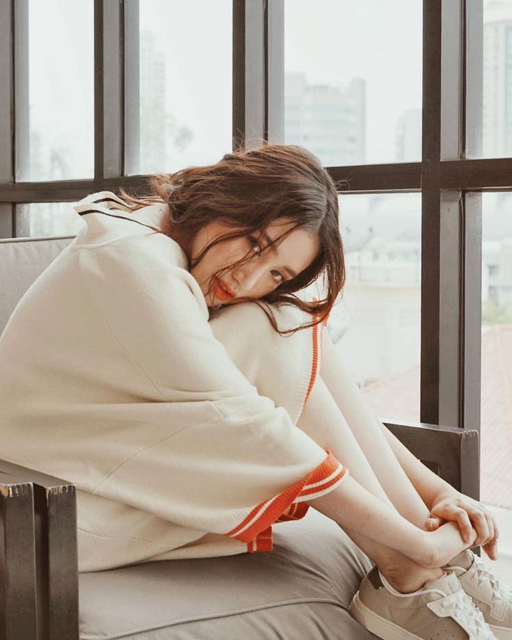 Pimprapa Tangprabhaporn Feet