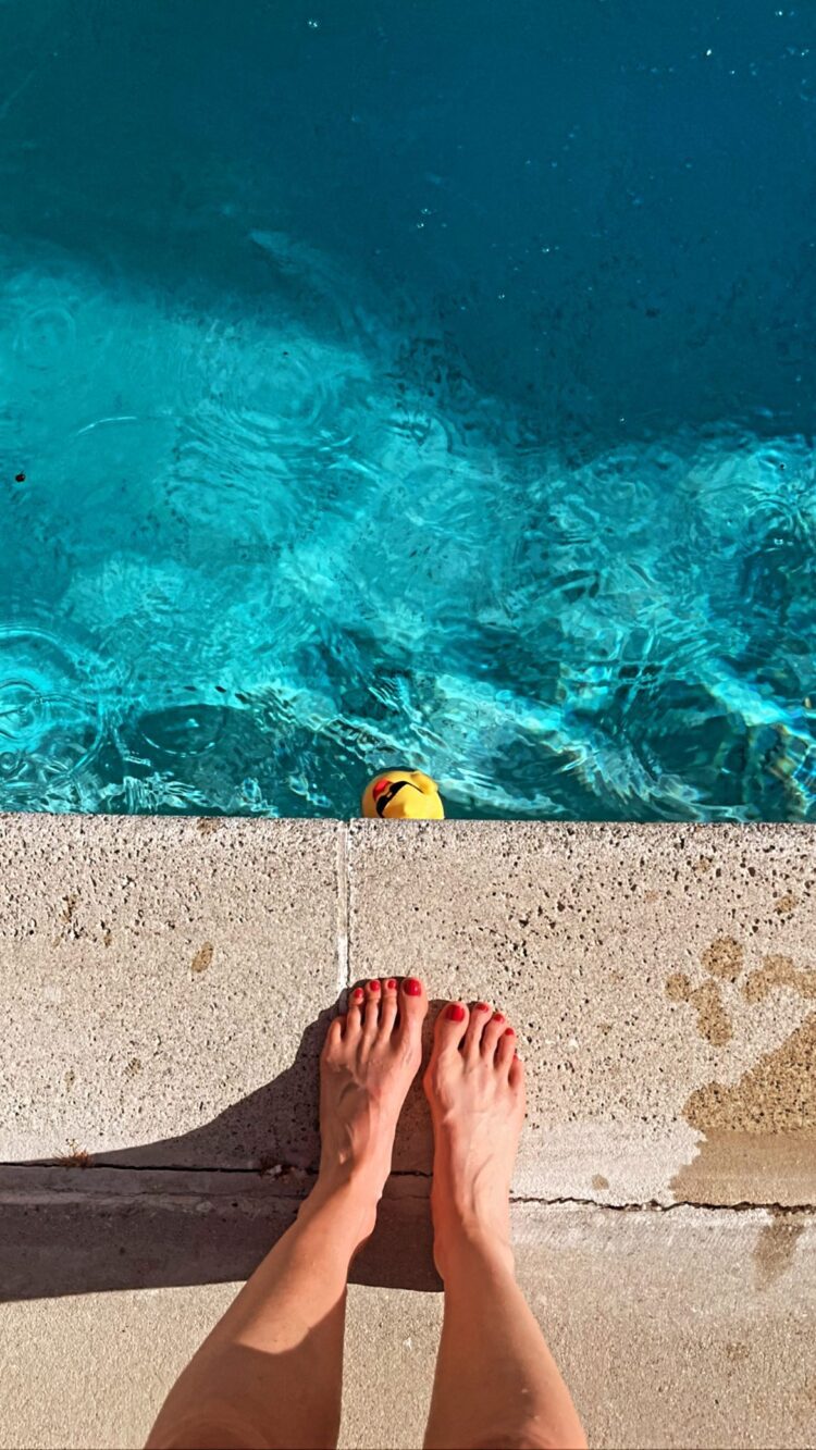 Portia Doubleday Feet