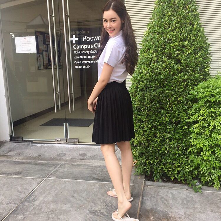 Preechaya Pongthananikorn Feet