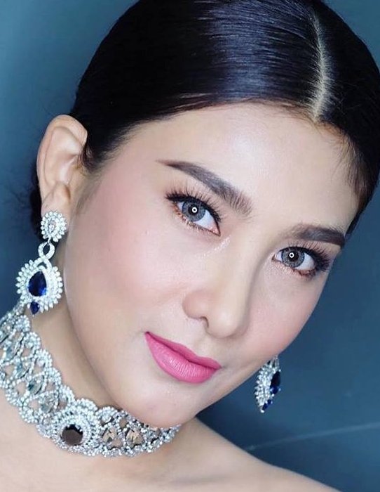 Ramida Prapasanobon Feet