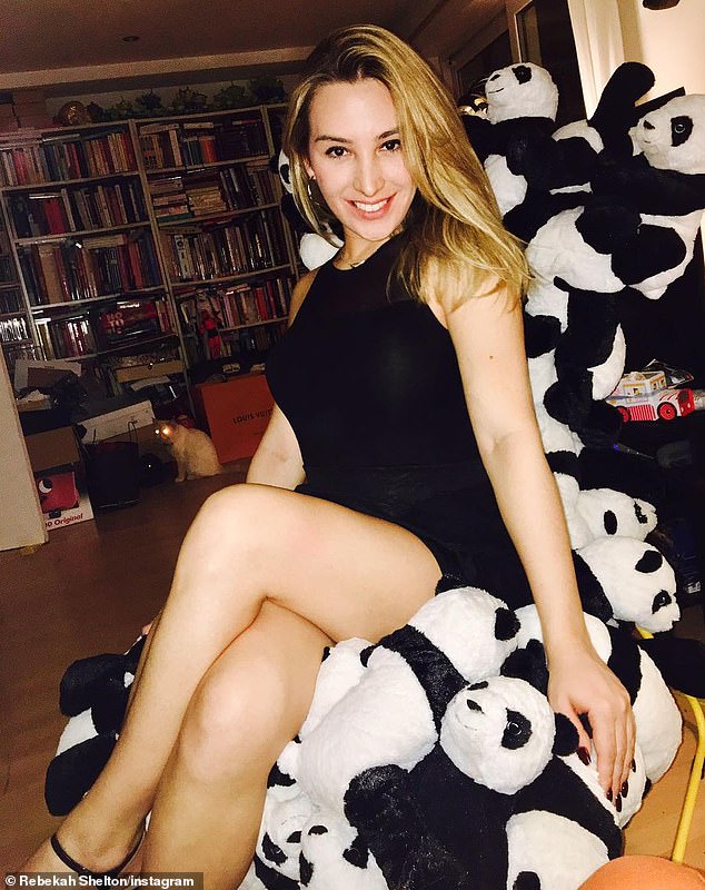 Rebekah Shelton Feet