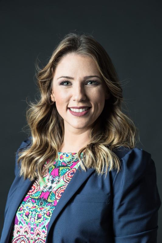 Riane Junqueira Feet