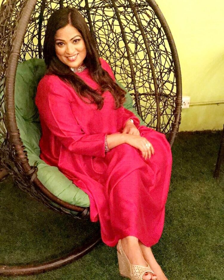 Richa Sharma Feet